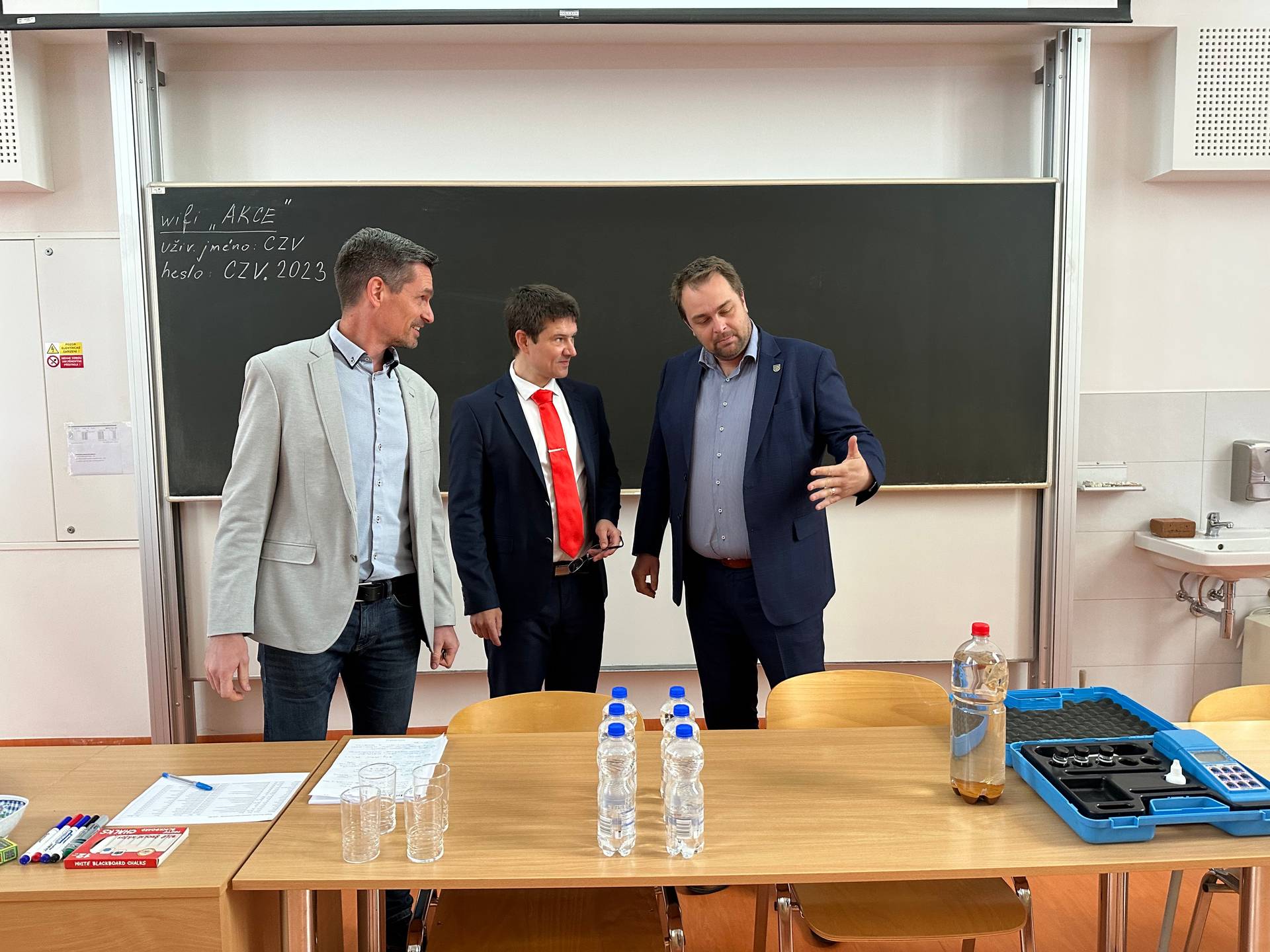 Robot pro čištění vodovodního potrubí představen na odborném semináři ...